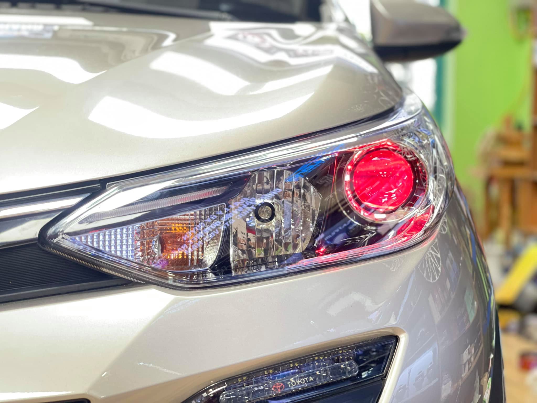 ĐỘ ĐÈN TOYOTA VIOS MỚI NHẤT 2024