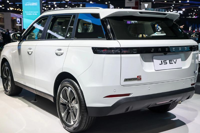 JAECOO J5 EV - MẪU XE TRUNG QUỐC GIỐNG RANGE ROVER EVOQUE